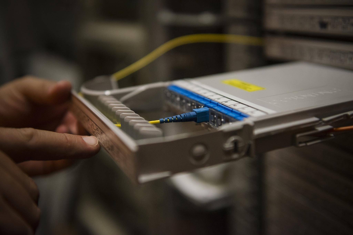 Canadians Angered by Internet, Wireless Services - Puget Sound Radio