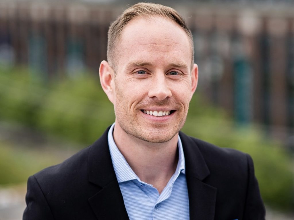 KING-TV Reporter Honored for Saving Co-Worker’s Life - Puget Sound Radio