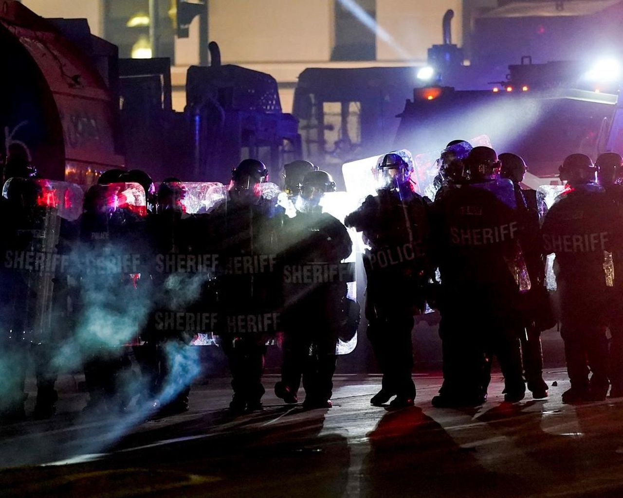 Why oh why is the MSM pushing an agenda? by Byron Christopher - Puget ...