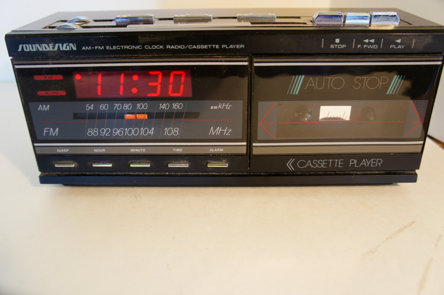 Why I love my 37-year-old clock radio - Puget Sound Radio