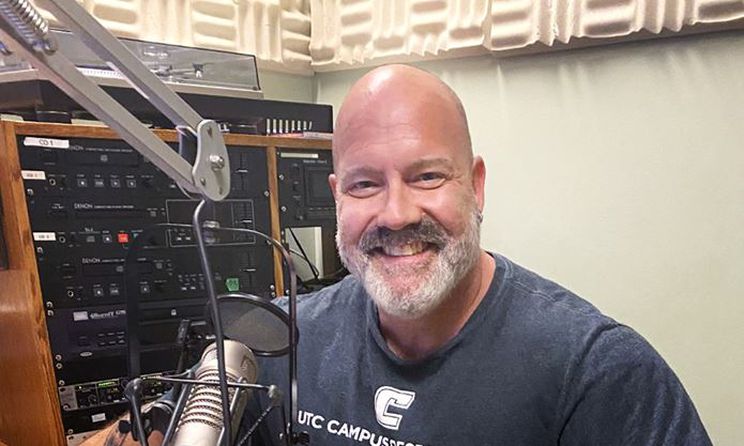 Call it a comeback! Jigs & Reels returns to Kitchener radio station ...