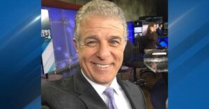 KOMO News Anchor Eric Johnson to retire in June after 39-year career ...